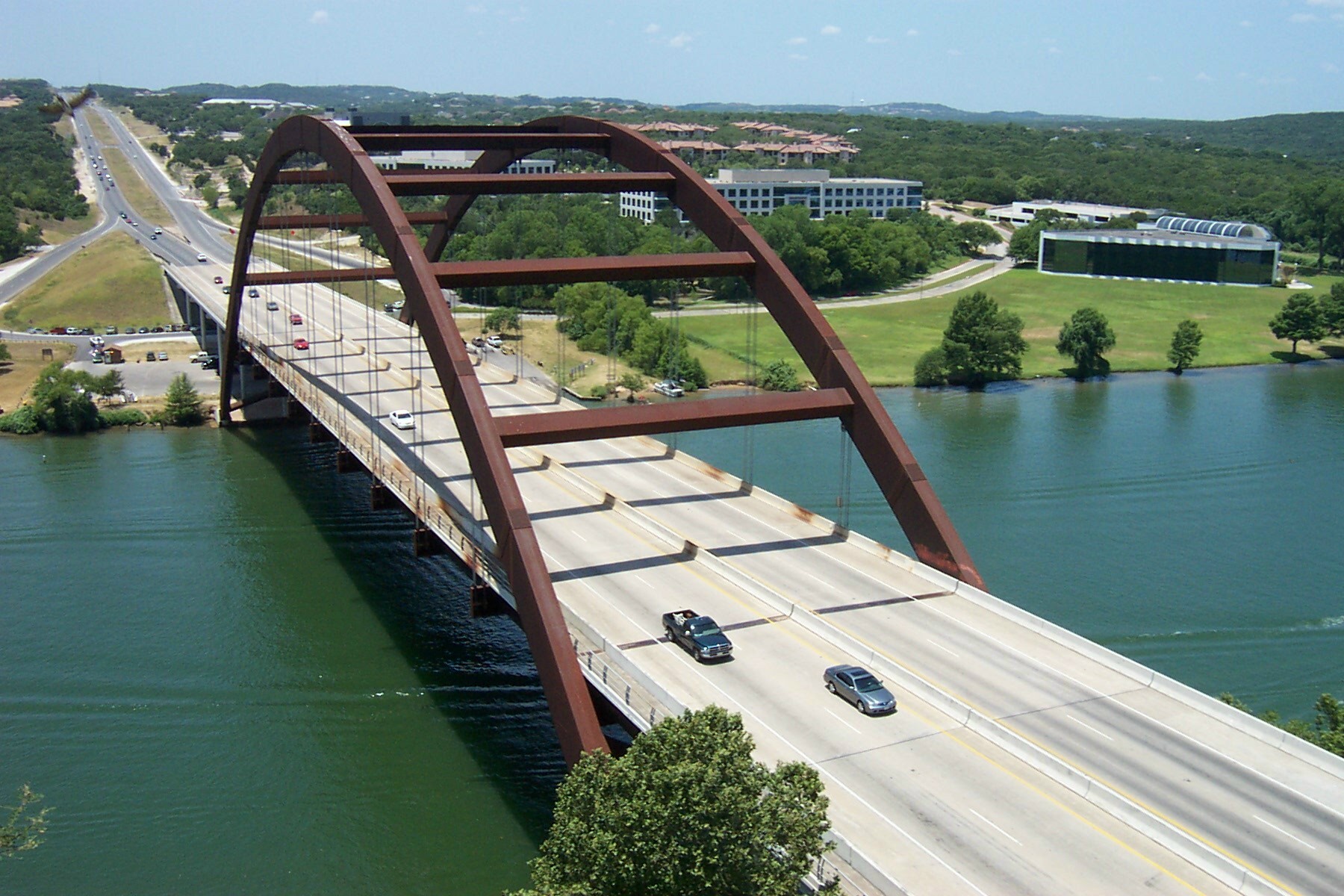 A Unique Bridge that Spans Lake Austin Opens to Traffic ...