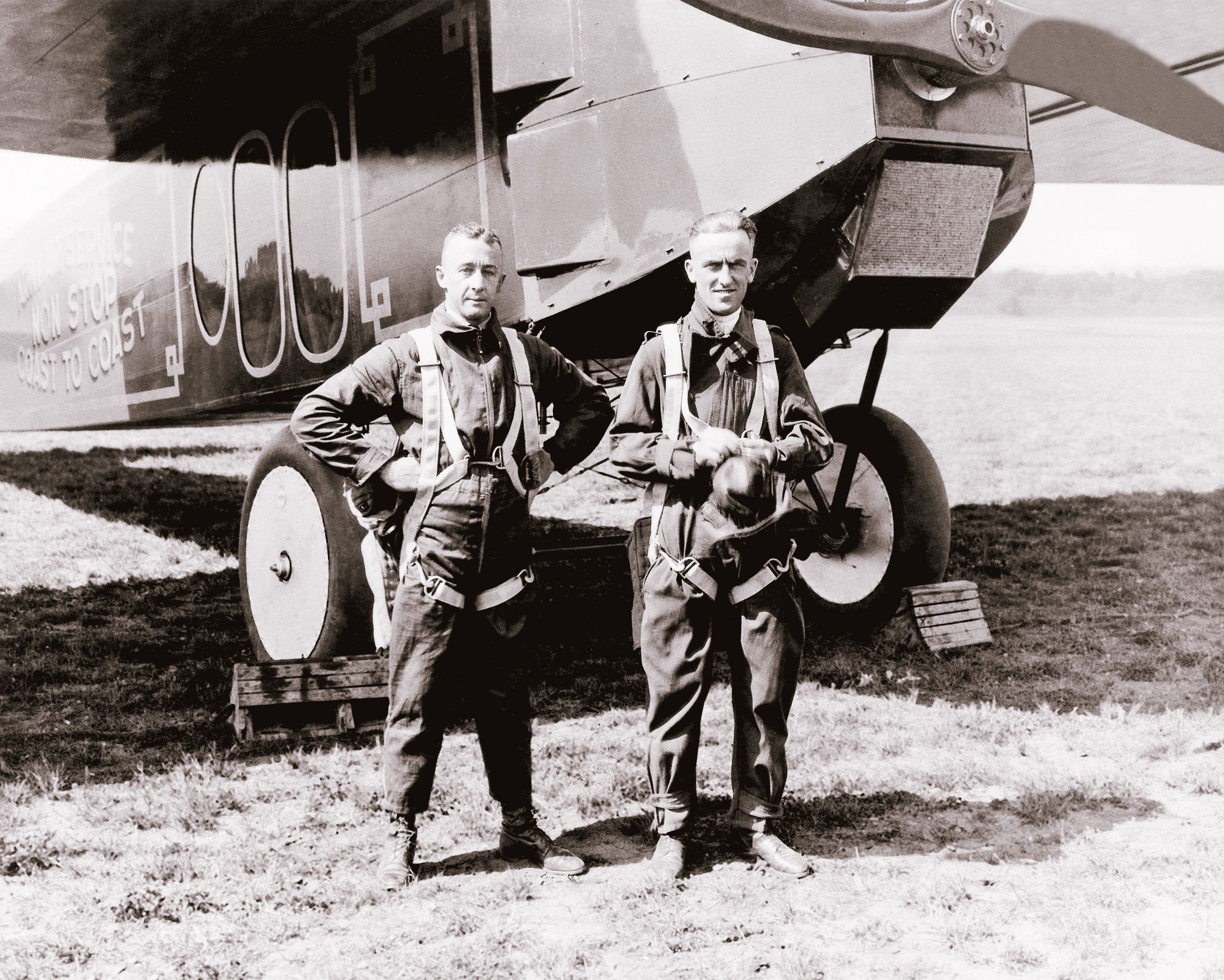 Without Weather Reports, Flying Instruments, Radio, Or Parachutes These ...