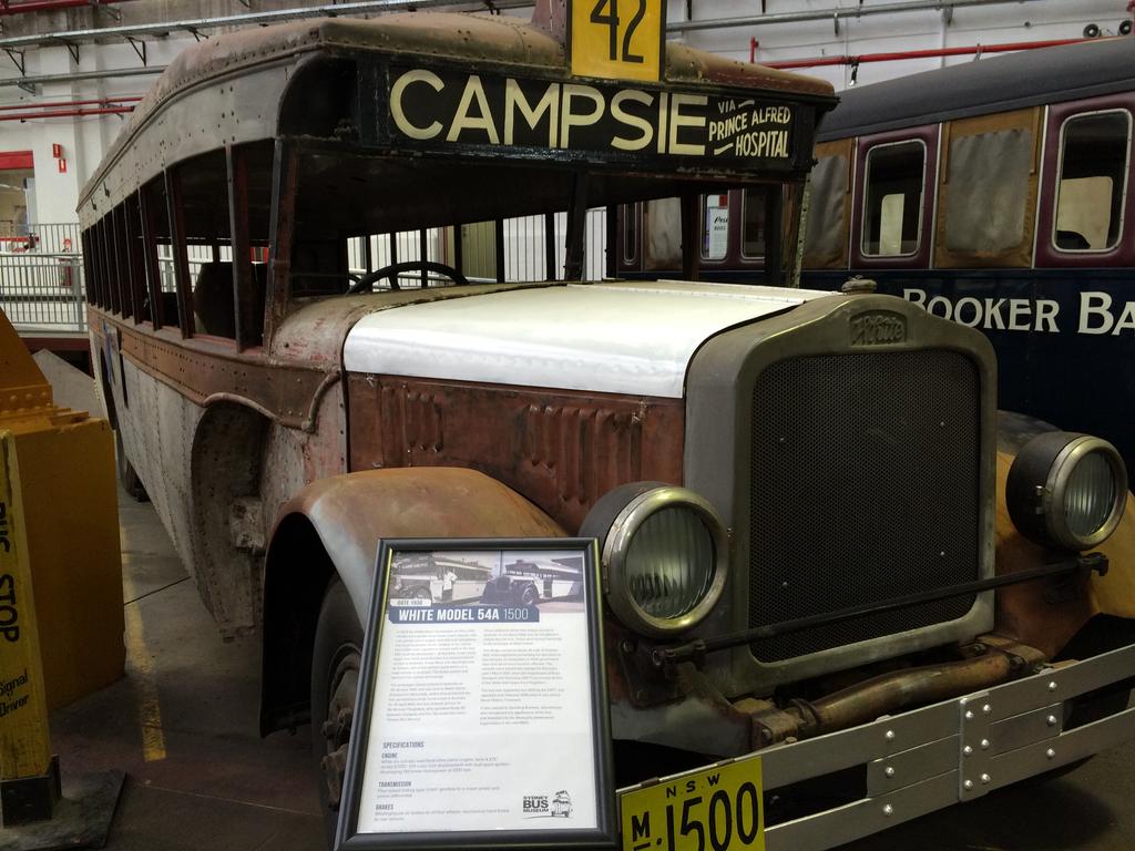 1930: A New Type of Bus Arrives in Australia, Has Short-Lived Run ...