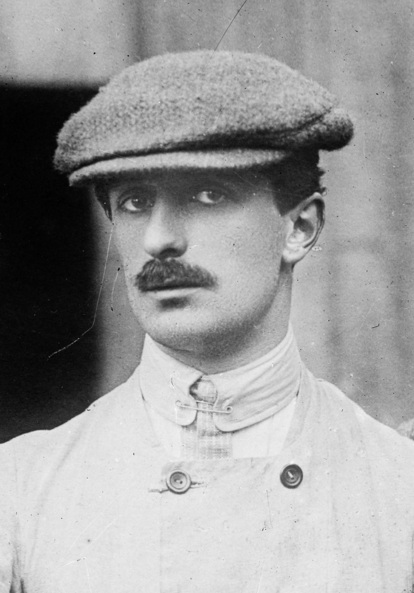 The Birth of a Renowned Manufacturer of Both Airplanes and Automobiles ...