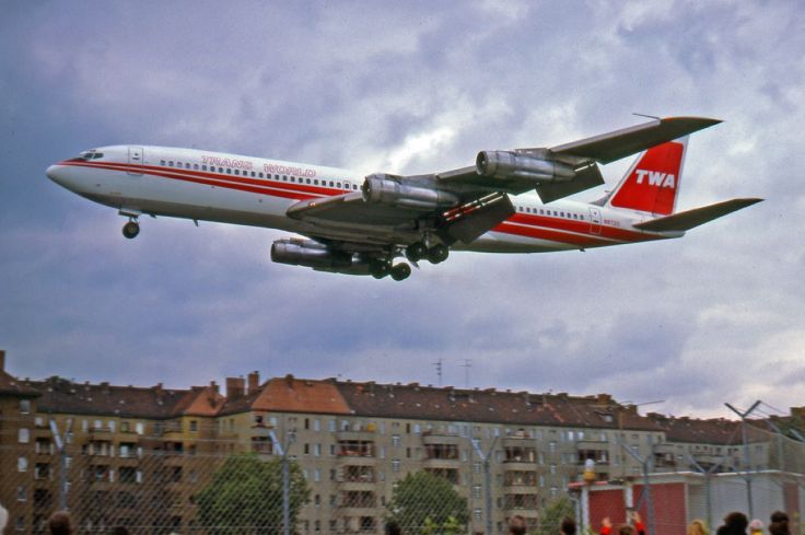 1961: The First Regularly Scheduled In-Flight Movie is Shown on Board a ...