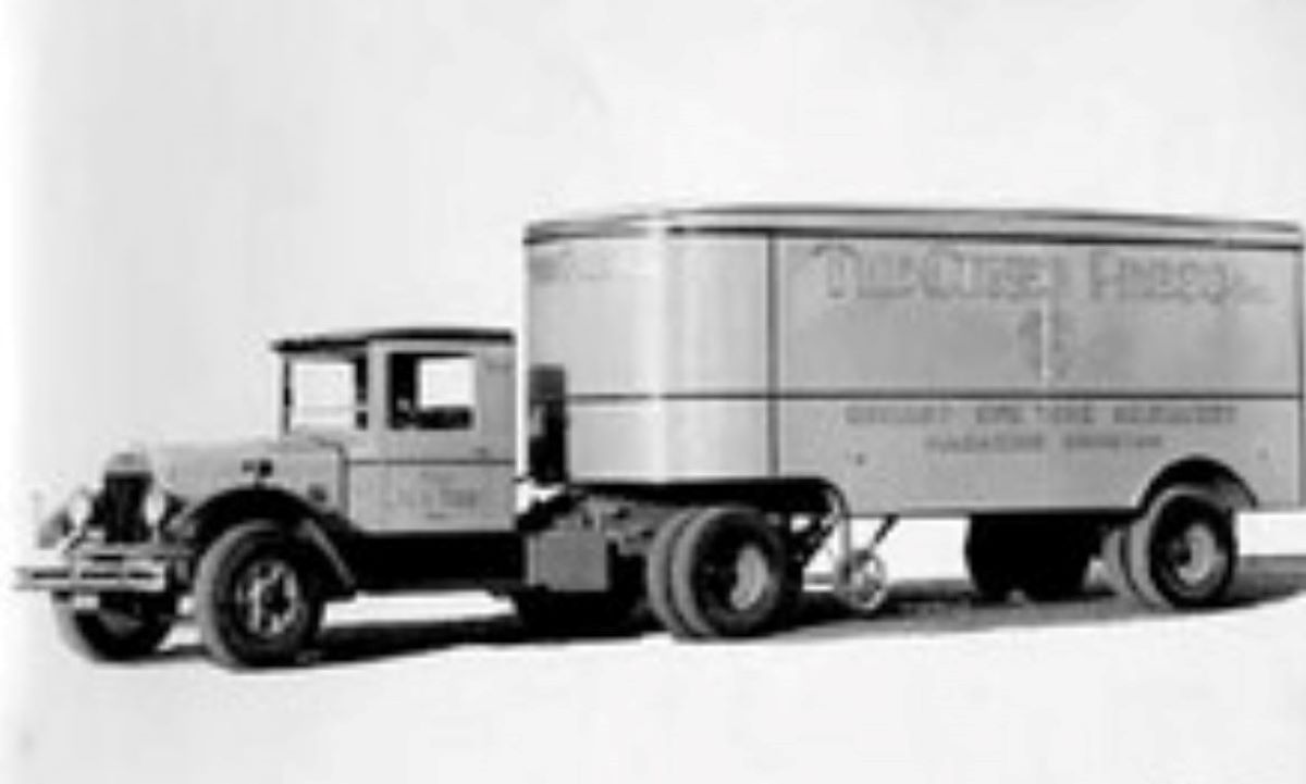 1928: The Launch of a Pioneering Truck-Trailer Company – Transportation ...