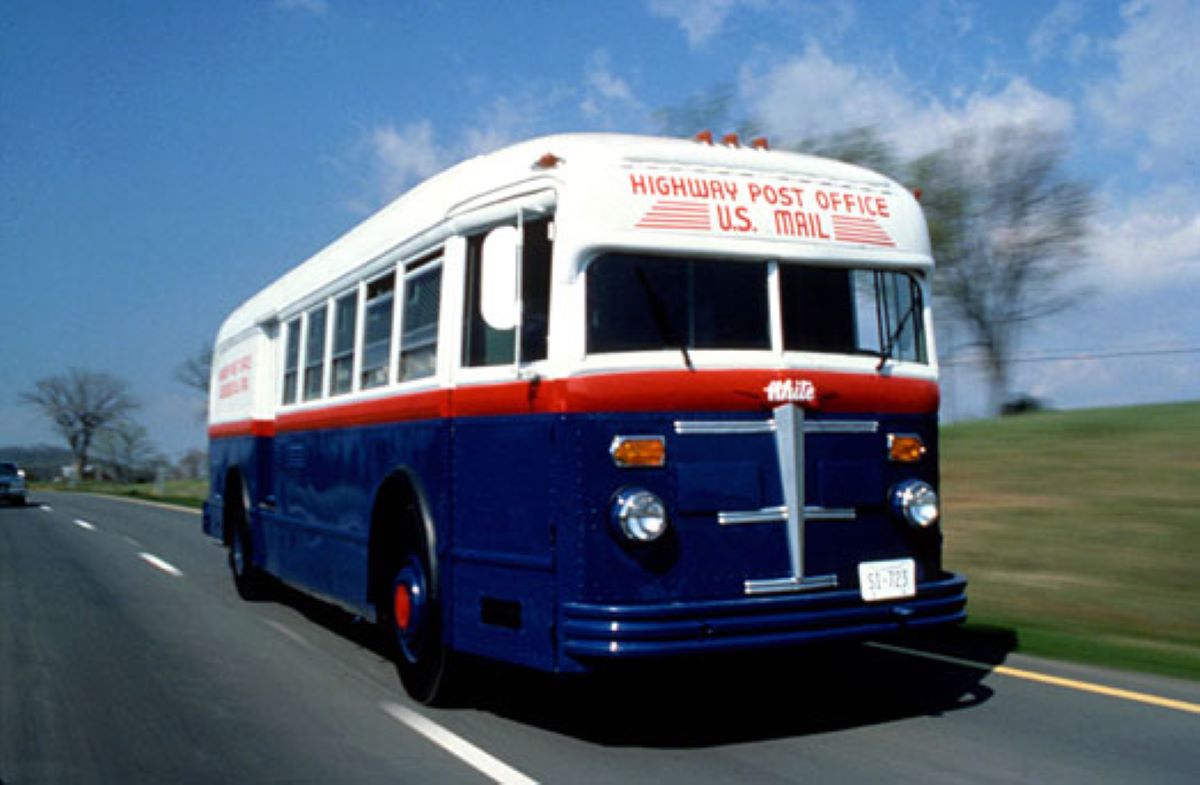 1941: The First Official Mail Delivery Run of the Highway Post Office ...