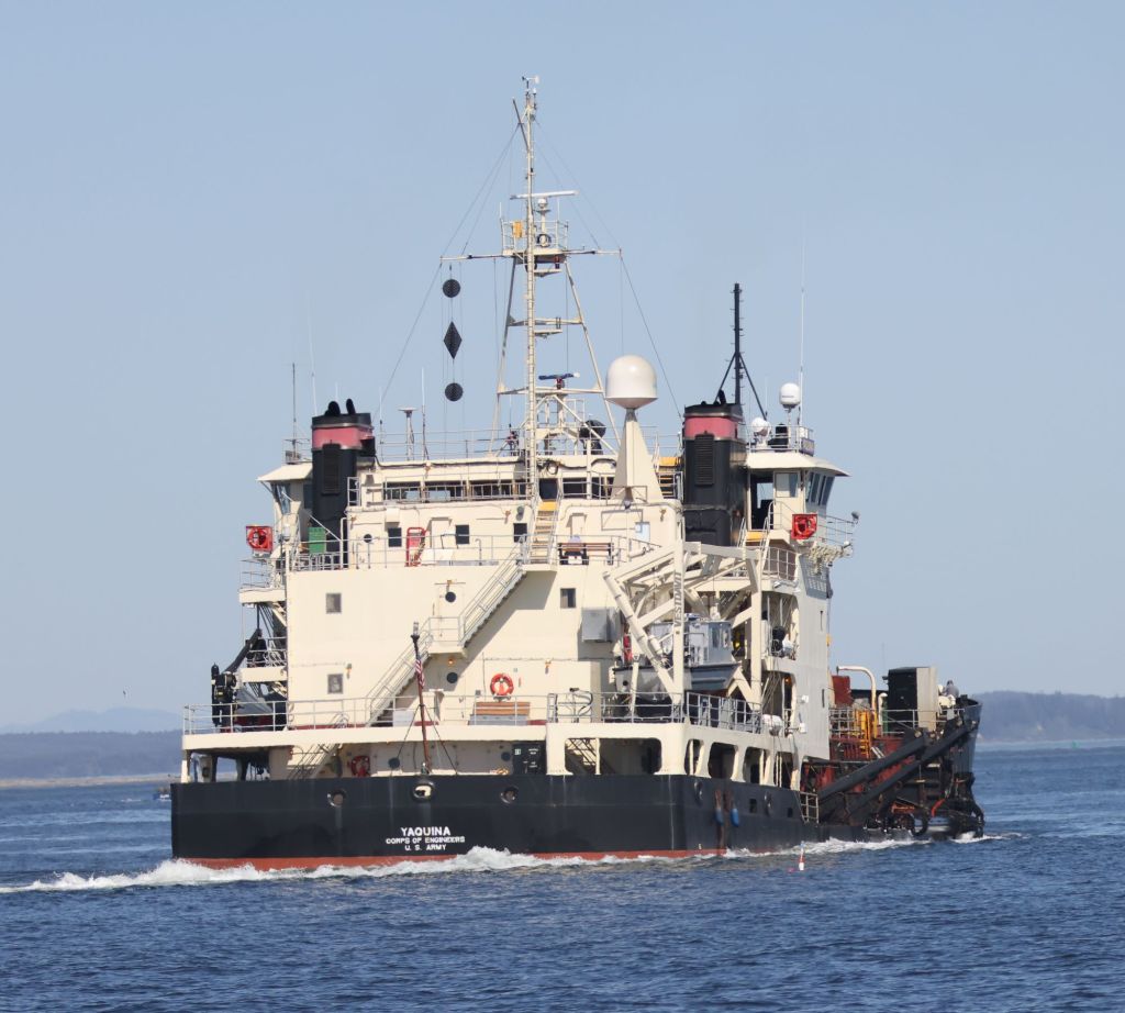 1980: The Launch of a U.S. Army Hopper Dredge – Transportation History