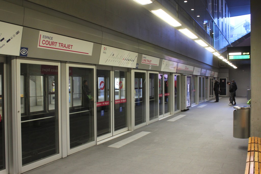 2008: The Start of Operations for a Metro Station in the Heart of a ...
