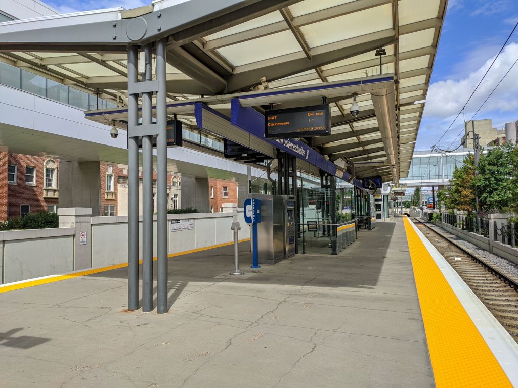 2006: The Introduction of a Light Rail Transit Station in Canada’s ...