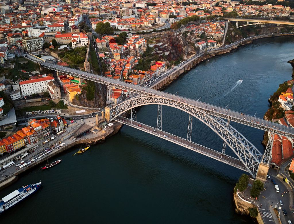 1886: The Opening of a Portuguese Bridge Named After a King ...
